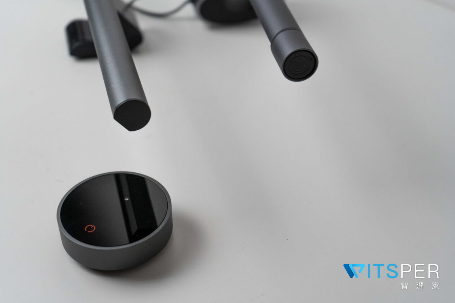 Elesense 螢幕掛燈比較 Uni-Light v.s. Gemini-Light 差異開箱給你看