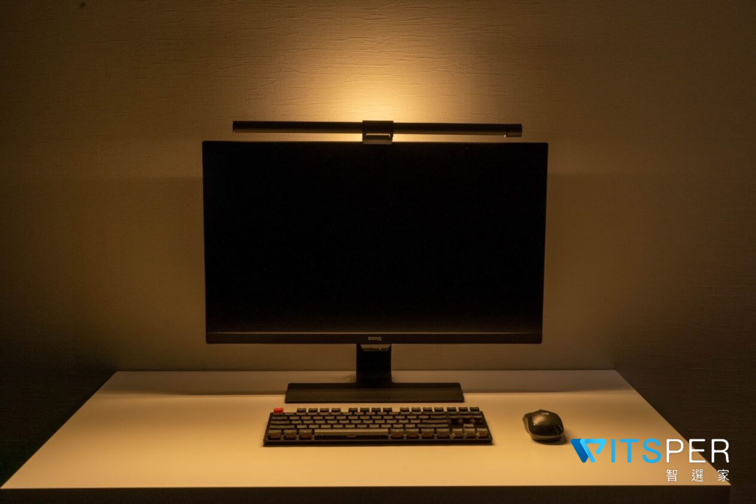 點亮全局！ Elesense Gemini-Light E1132 智慧螢幕掛燈開箱