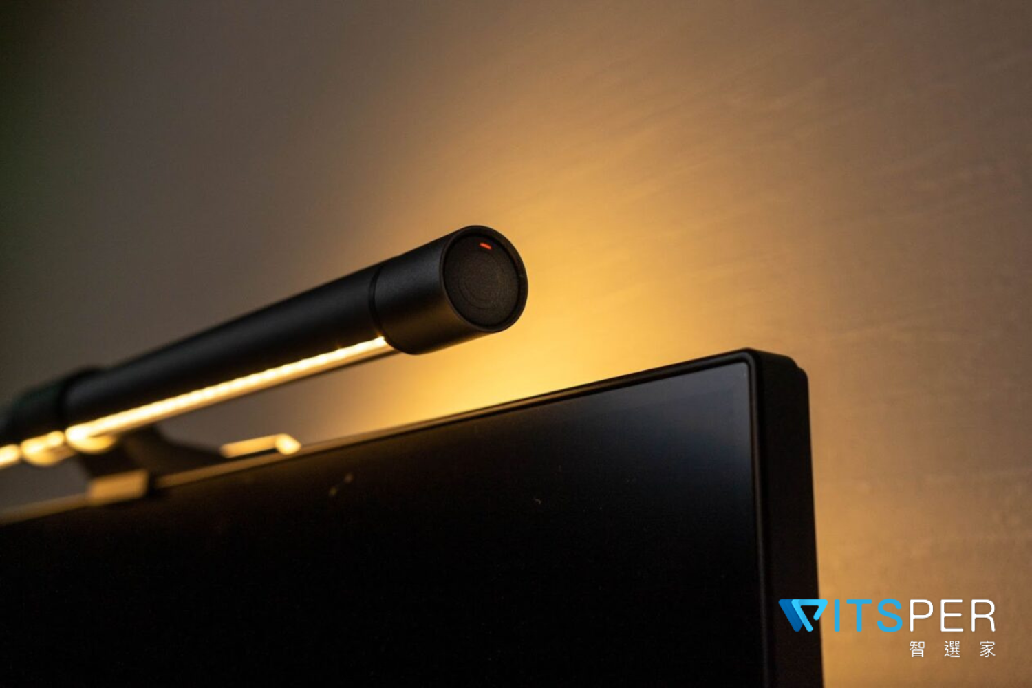 點亮全局！ Elesense Gemini-Light E1132 智慧螢幕掛燈開箱