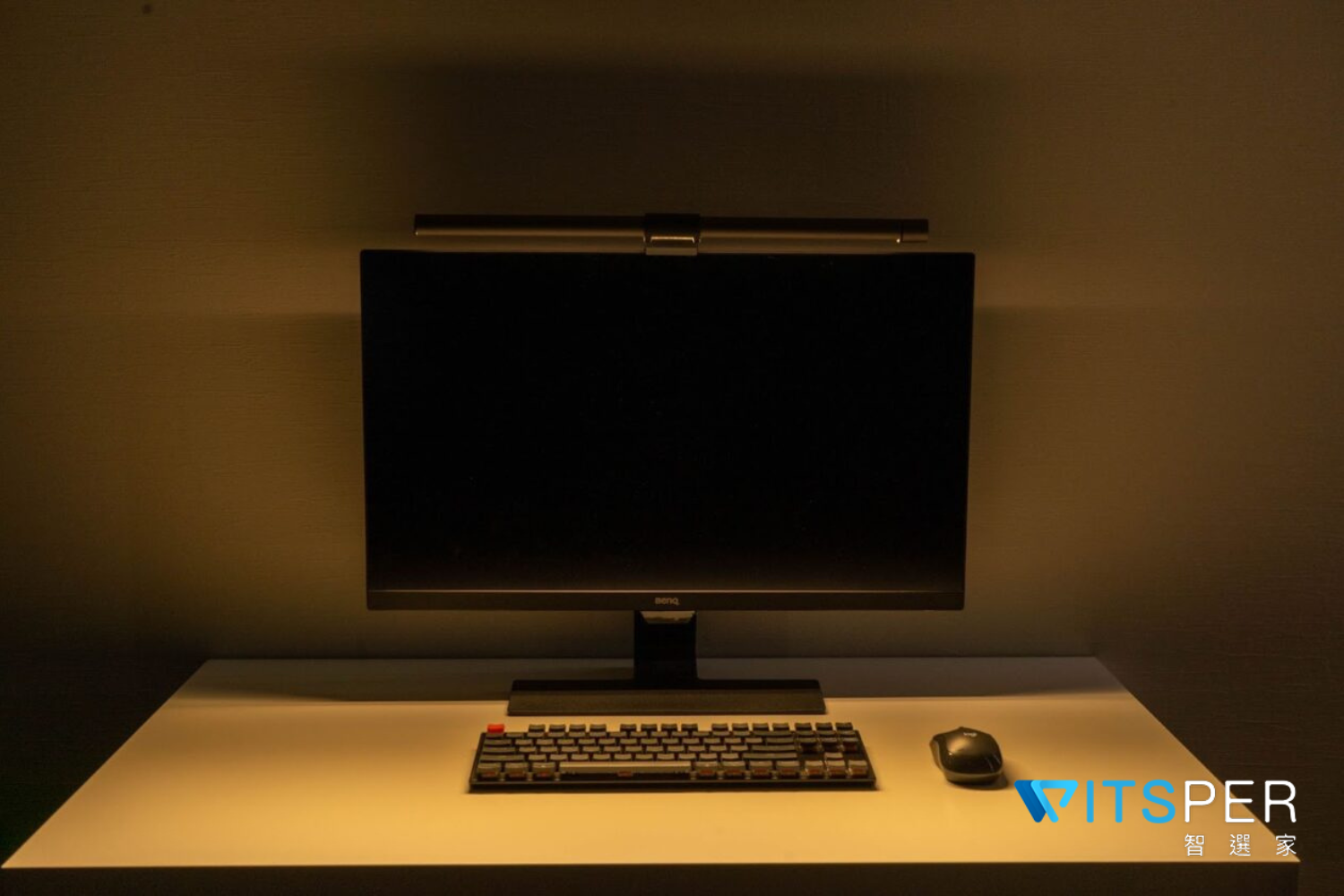 點亮全局！ Elesense Gemini-Light E1132 智慧螢幕掛燈開箱